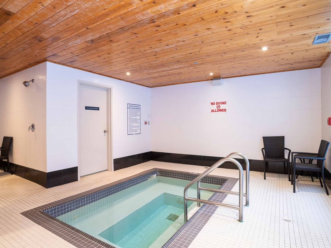 Indoor Pool | Sandman Hotel Calgary South