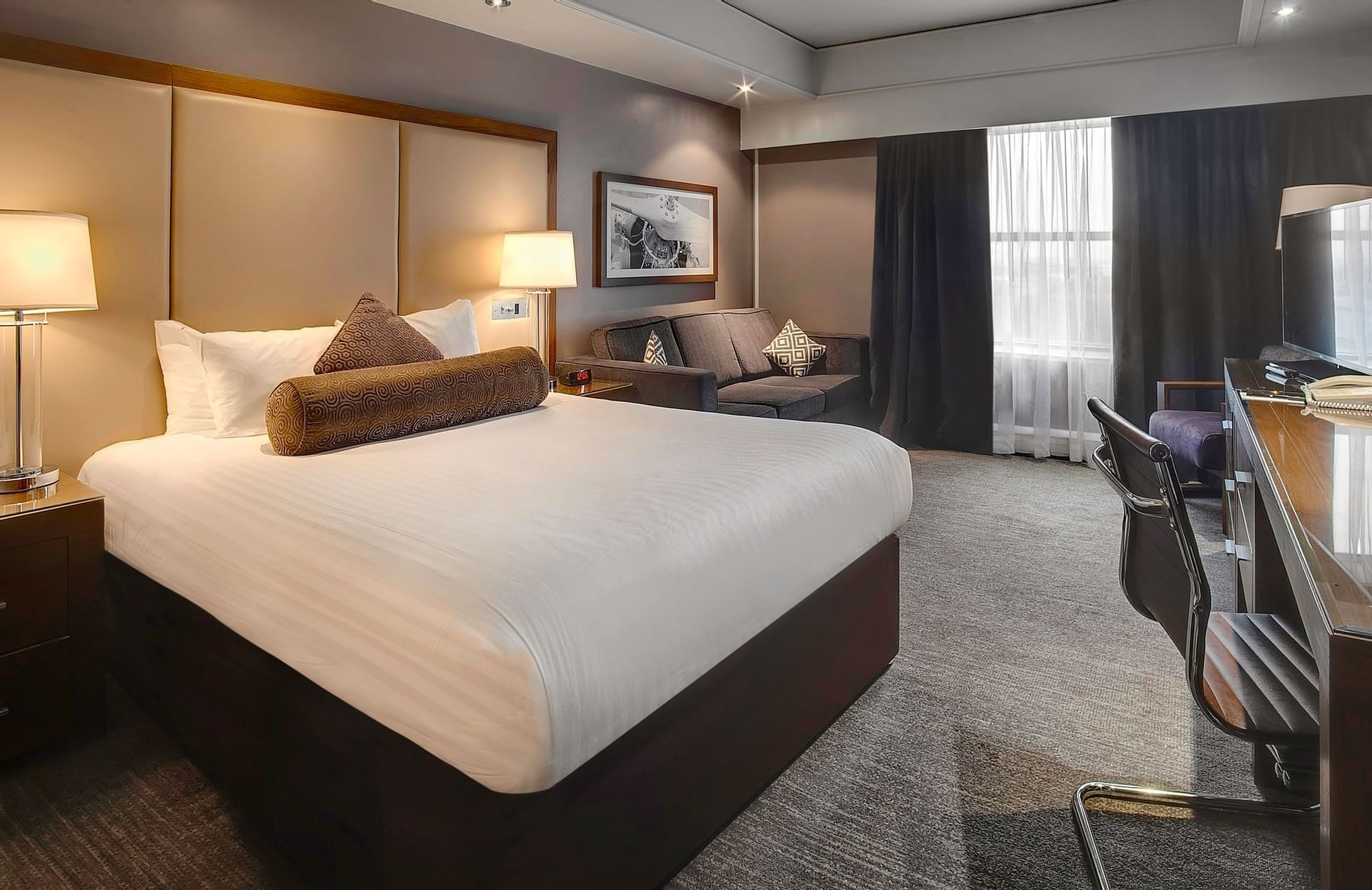 Rooms | London Gatwick Airport Hotel | Sandman Signature