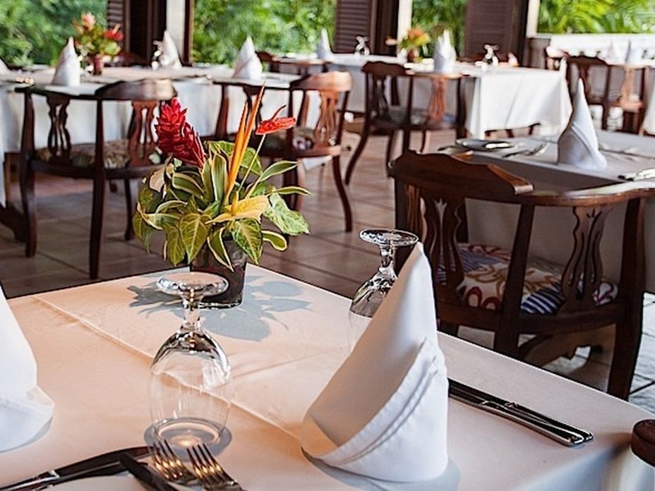 The Pavilion Restaurant - Caribbean Dining - The Villas at Stonehaven