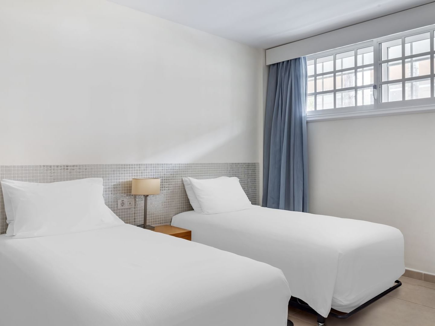 Tenerife Accommodation | Santa Barbara Golf and Ocean Club Rooms