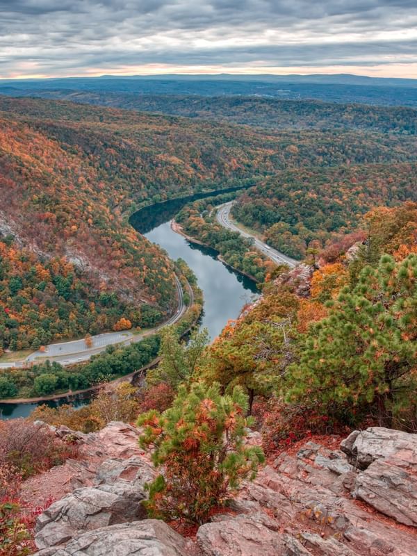 Cove Pocono Resorts Blog Poconos Getaways Activities And Tips