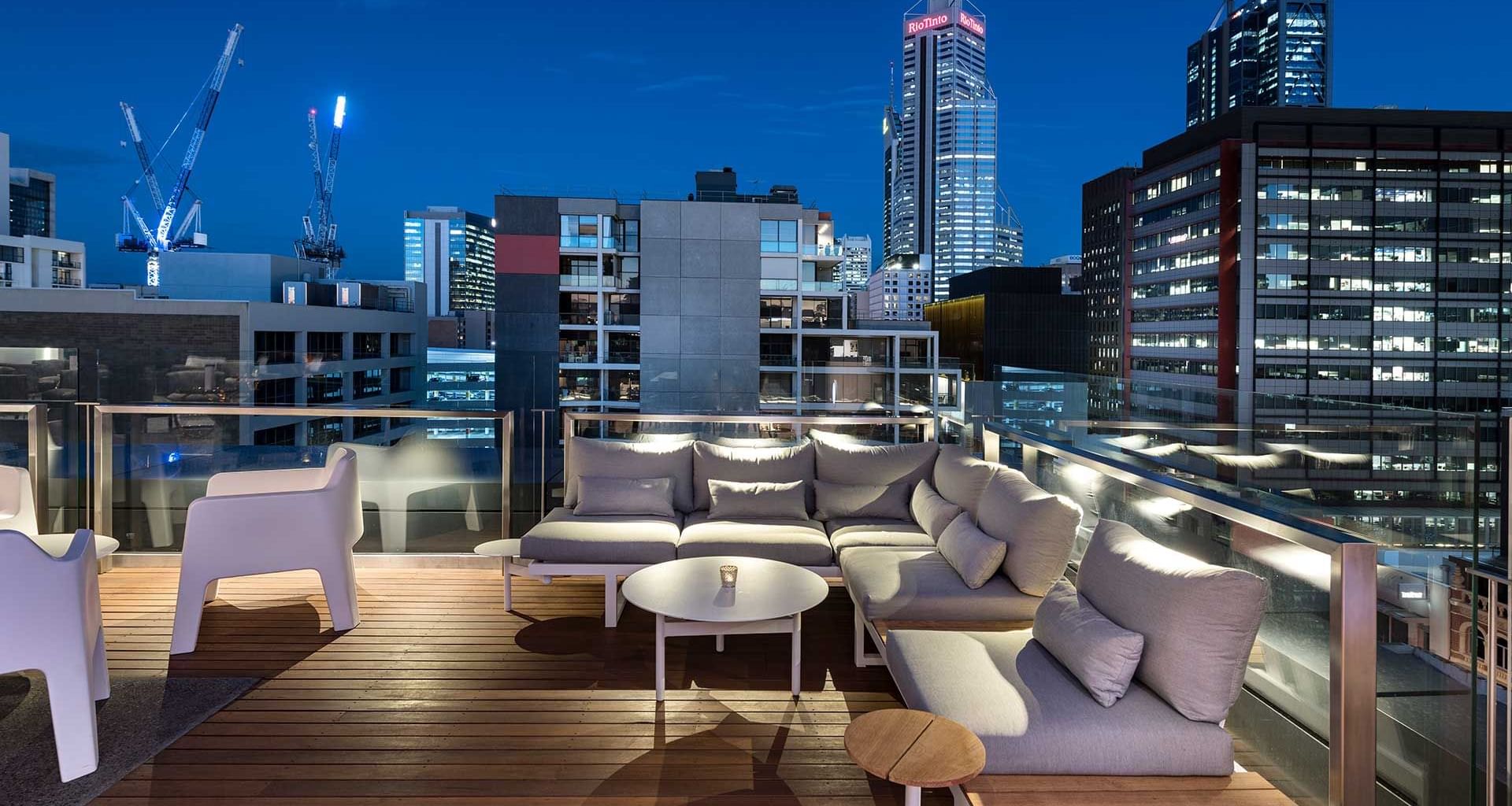 Aurora Rooftop Bar | Scenic Views at The Melbourne Hotel Perth
