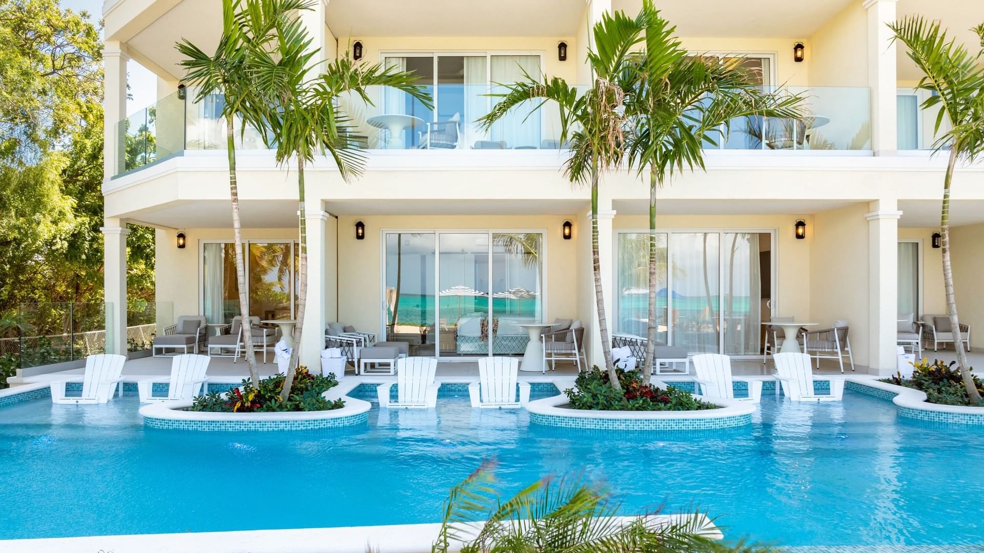 One Bedroom Beachfront Pool Junior Suite | Windsong Resort | Turks & Caicos
