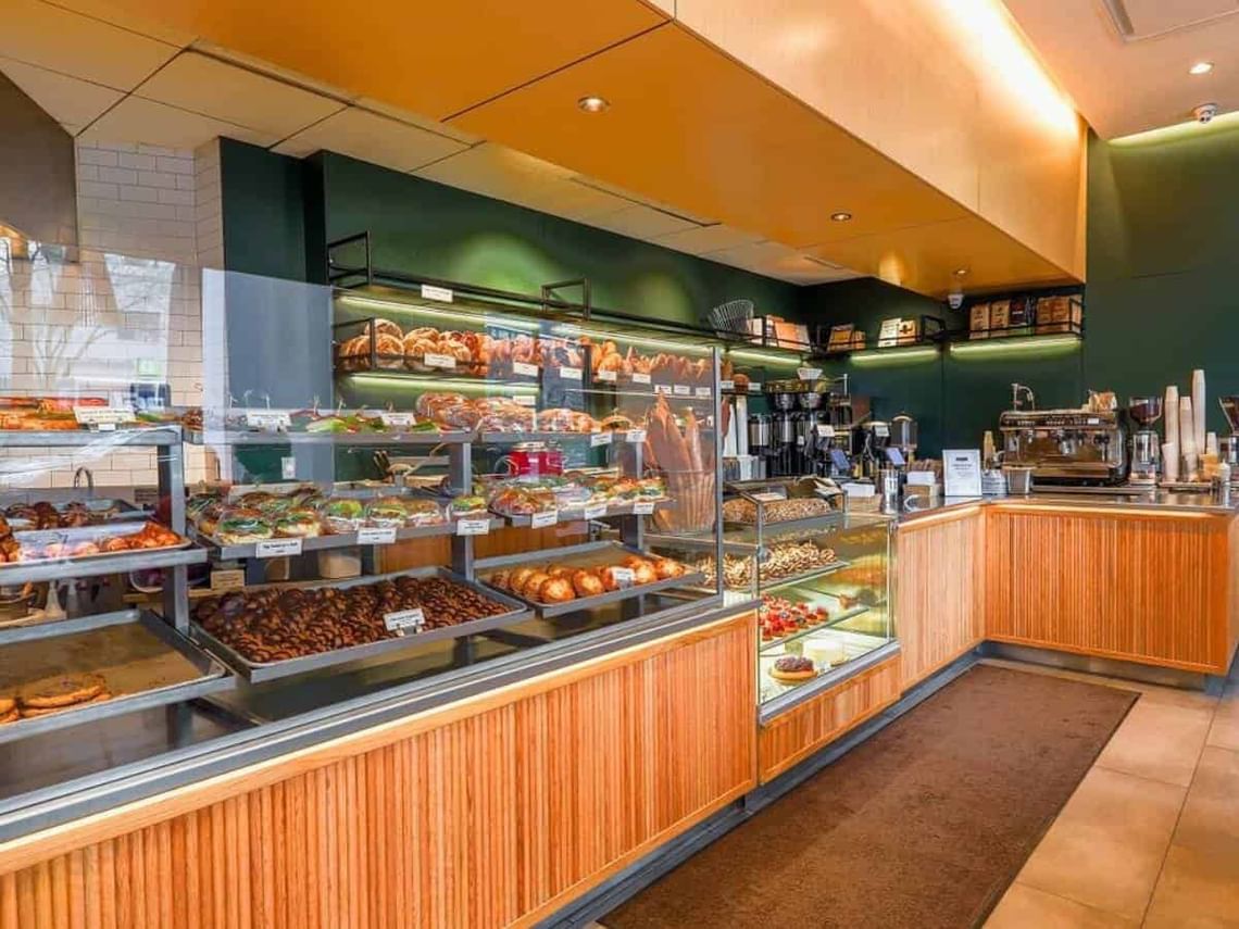 Breads Bakery Lincoln Square - New York Dining - Empire Hotel