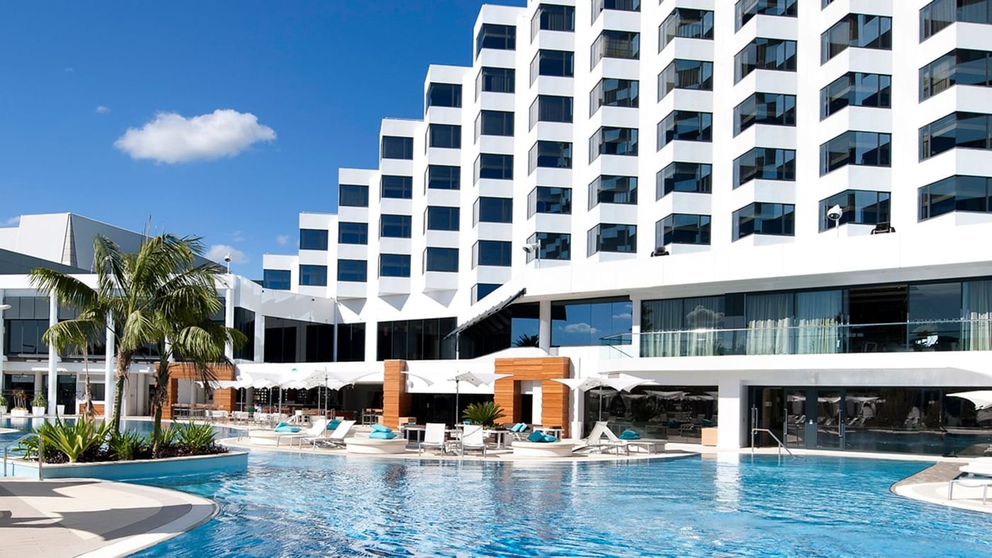 Perth Hotel Deals & Holiday Packages | Crown Metropol Perth
