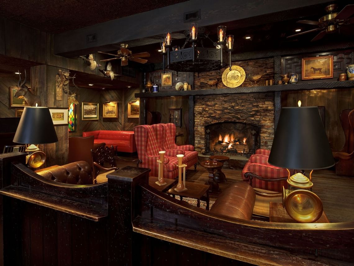 Fox and Hounds | Cheshire Inn St. Louis