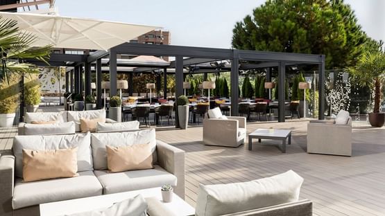 Karrara Terrasse | Elegante Bar Terraza en Madrid, Hotel Puerta América ...