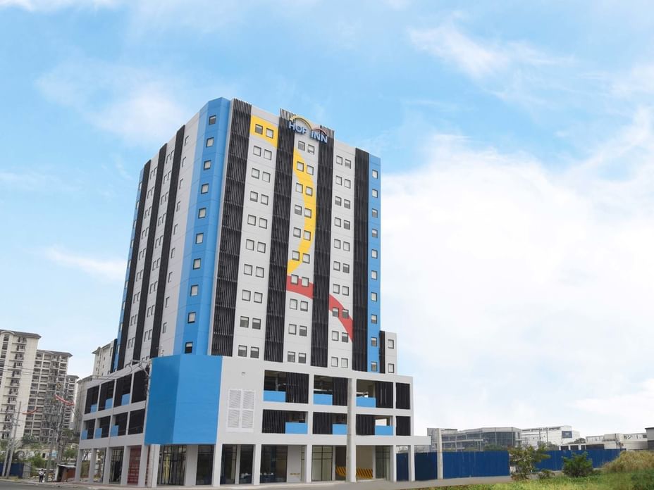 HOP INN Hotel Aseana City Manila | Book Our Budget Hotel Near MOA