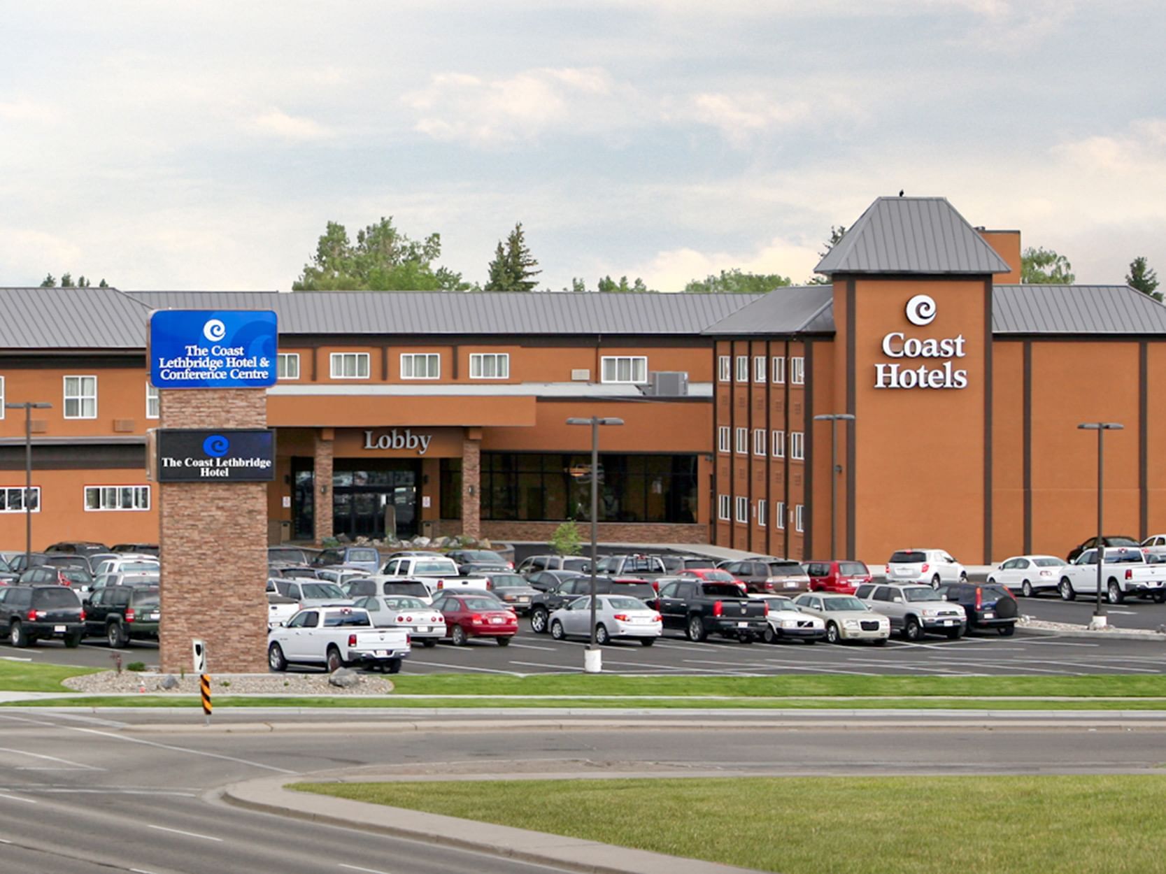 Coast Presidential Suite | Coast Lethbridge Hotel & Conference Centre