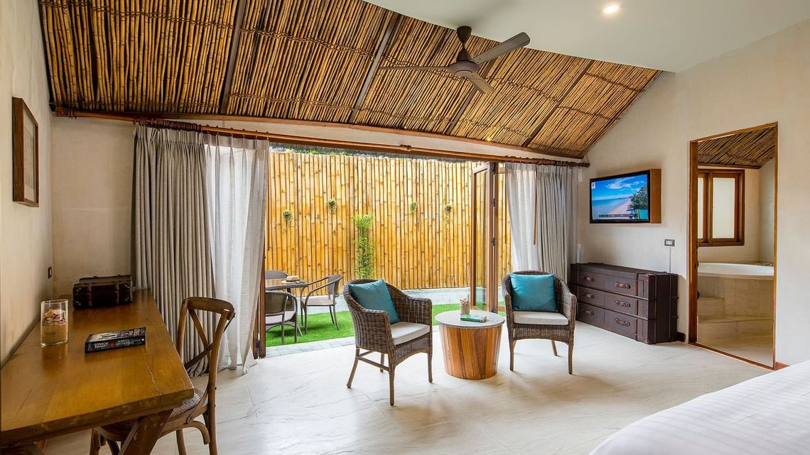 U Pattaya | Hotel with Pool Access Rooms | Pattaya Pool Access Villa