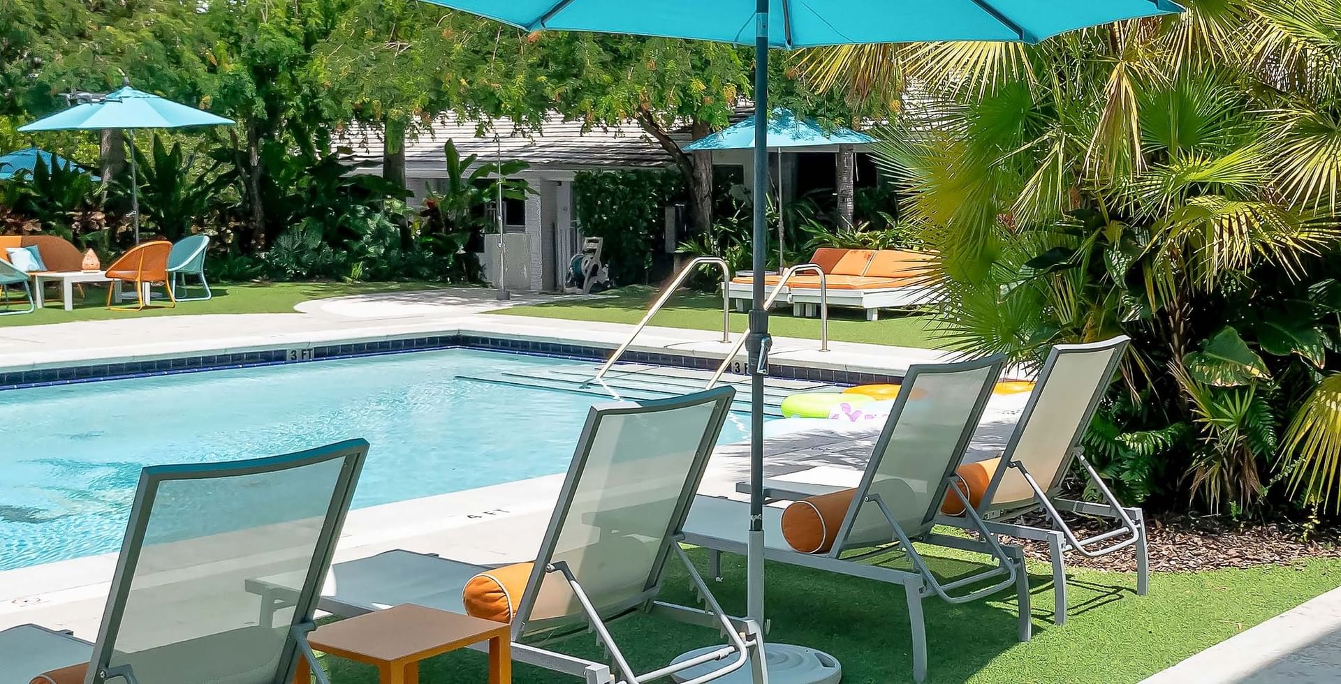 The Vagabond Hotel Miami | Retro Boutique Stay in MiMo District