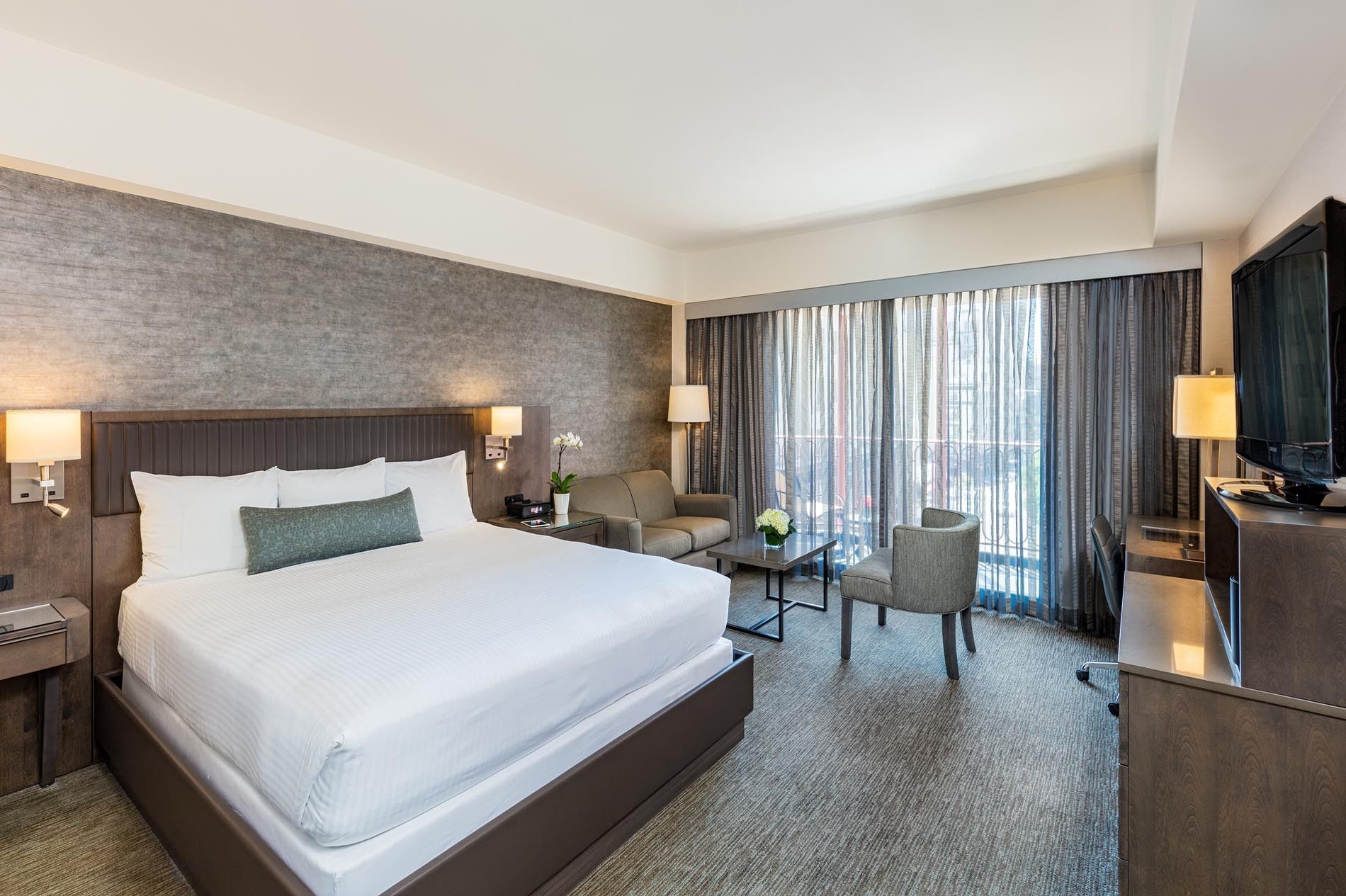 Home - Handlery Hotels