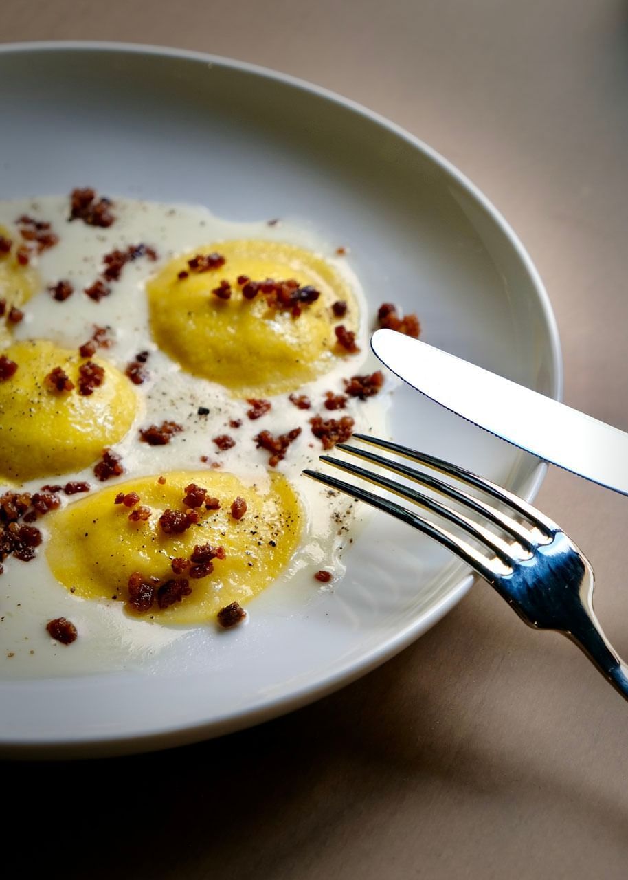 Best Local Restaurants in Rome Italy | Da Mariolino