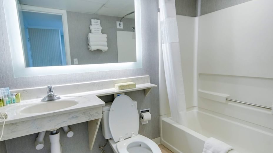 Ocean Corner Unit | The Spinnaker Hotel