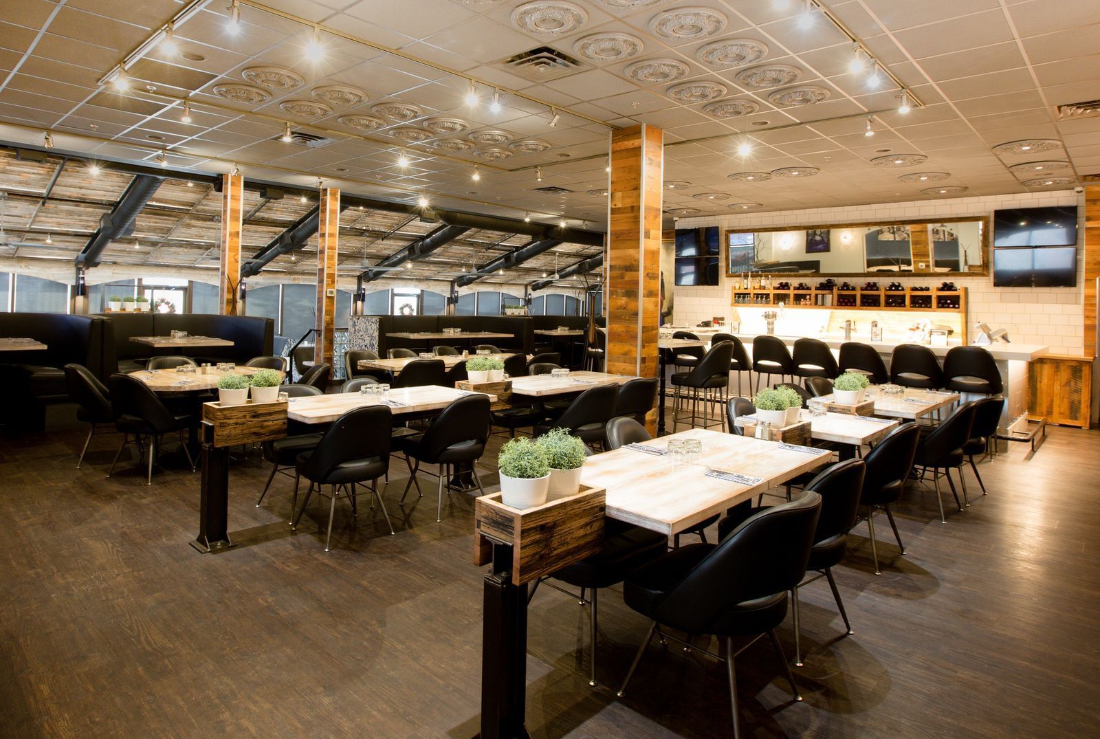 Lethbridge Restaurants | Sandman Signature Lethbridge Lodge