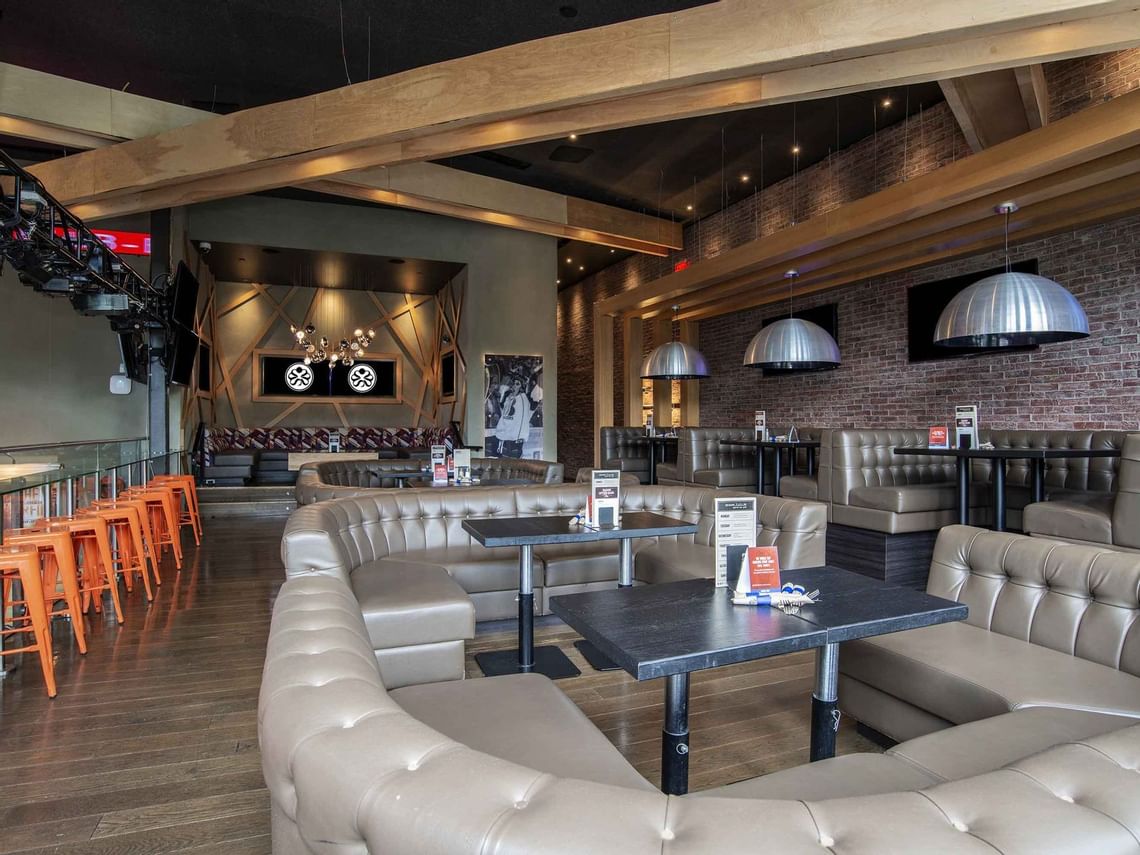 Shark Club Sports Bar & Grill | Sandman Signature Kamloops Hotel