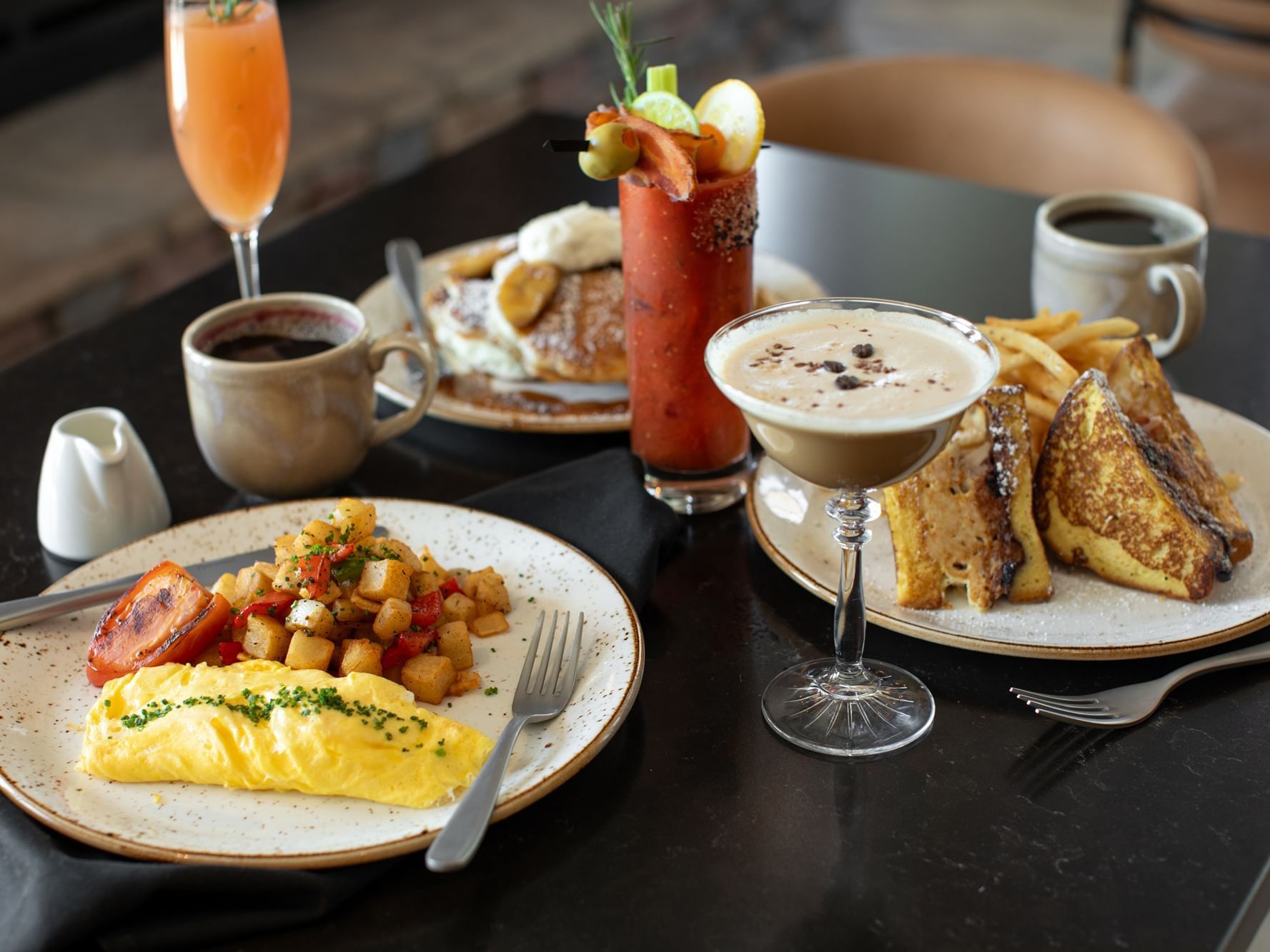 Guest Rooms & Suites – Hotel Embers