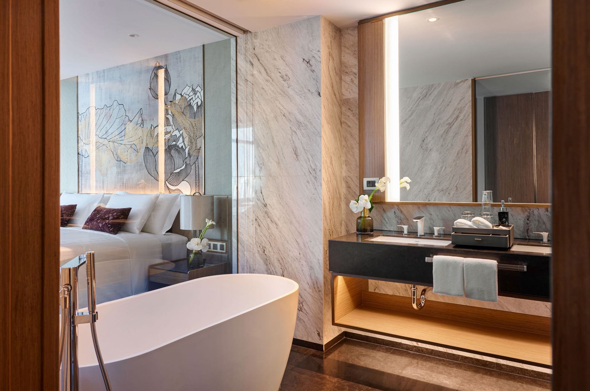 Bangkok Hotel Deals & Packages | Chatrium Grand Bangkok