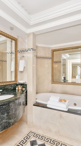 Lagoon Room | Stay in Imperial Hotel Gold Coast