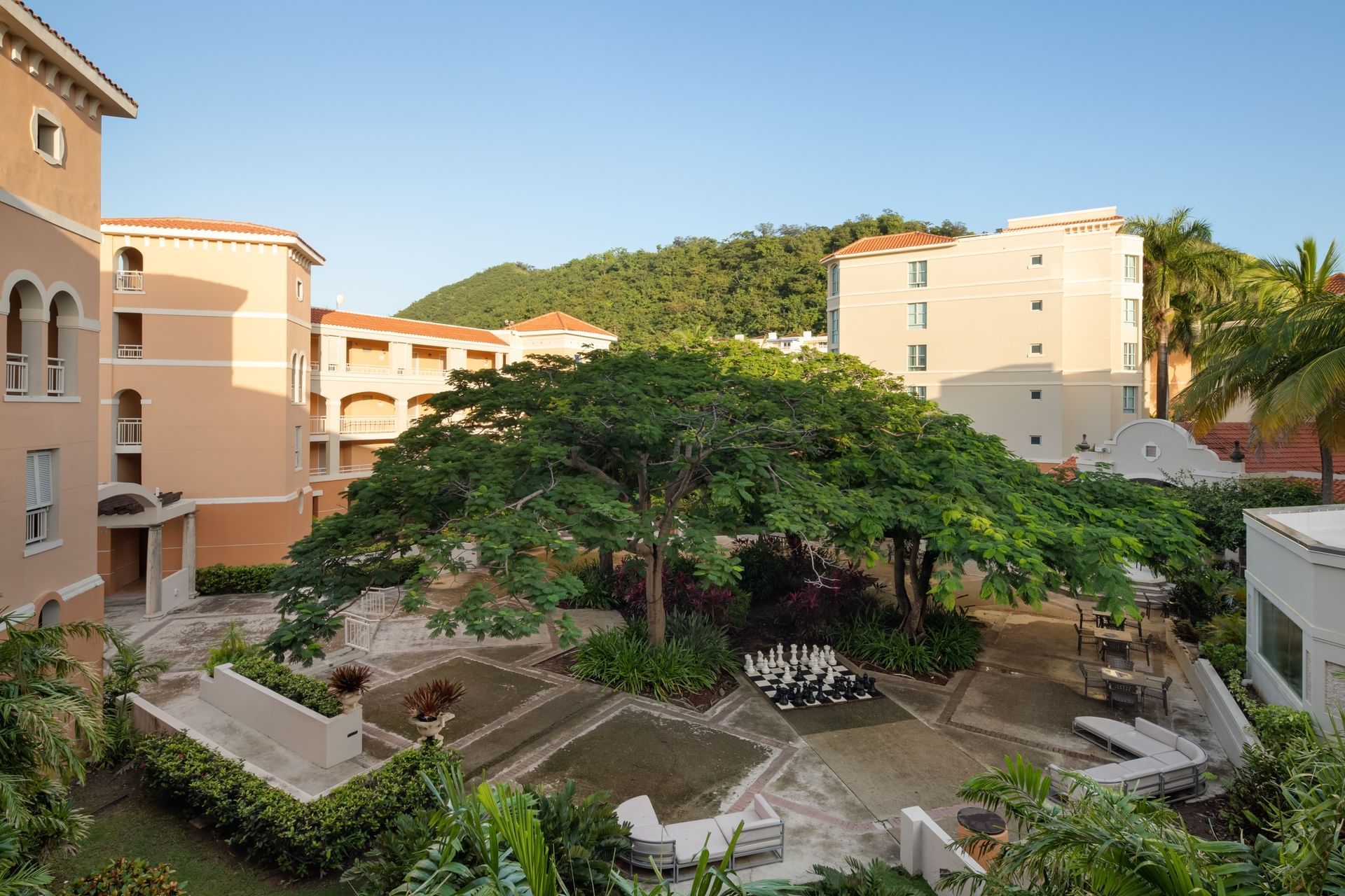 Contact & Location | Rincon Beach Resort