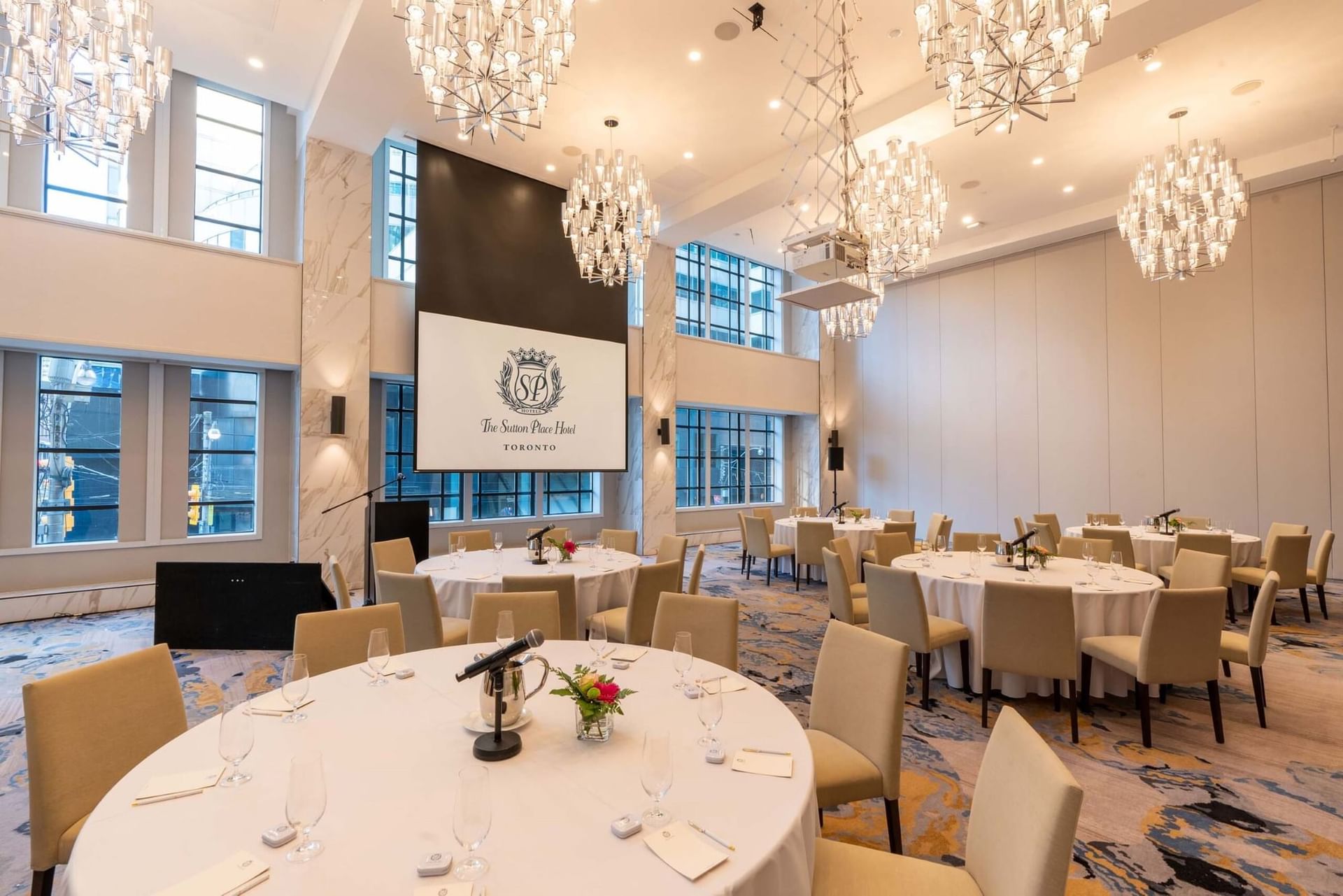 Hotels by Toronto Convention Center - The Sutton Place Hotel Toronto