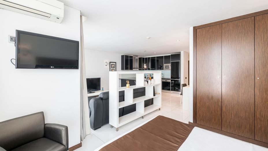 Rk Suite Hotel Accommodation