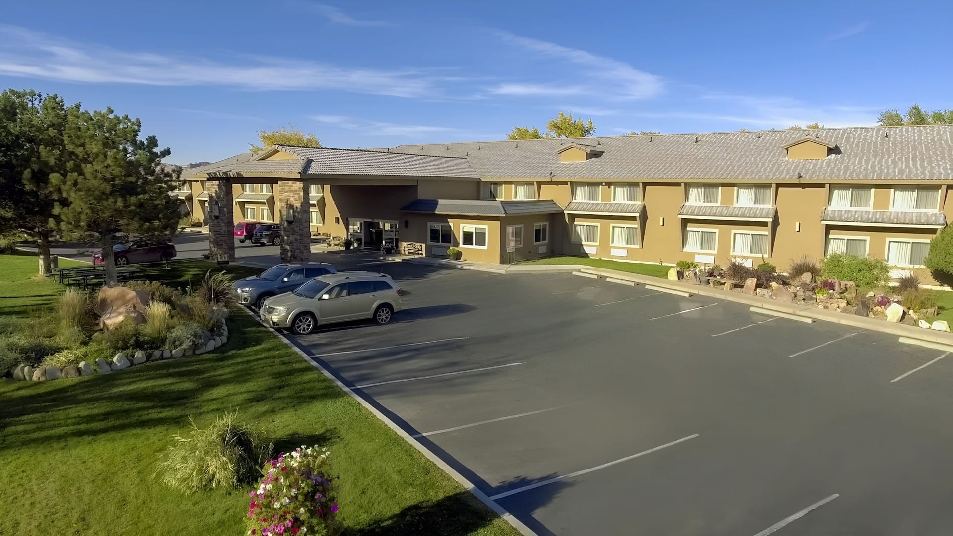 Moab Valley Inn | Hotel in Moab Utah