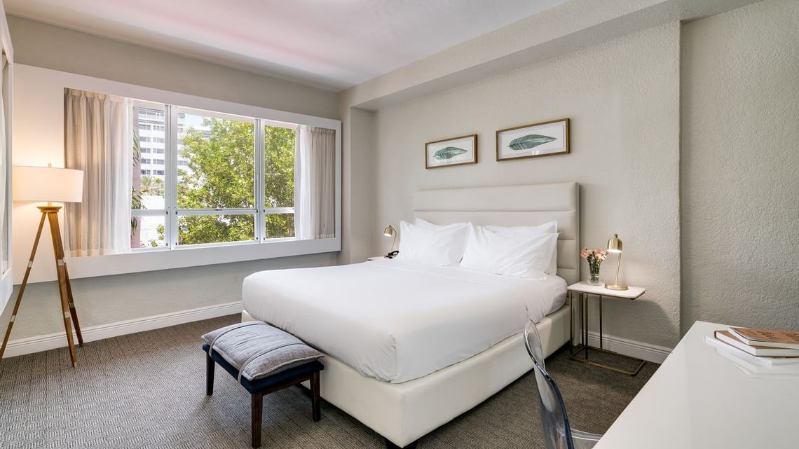 Studio King | Miami Beach Hotel Rooms & Suites