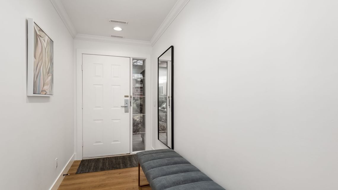 Two Bedroom Luxury Lakeside Villa | Manteo Resort Kelowna