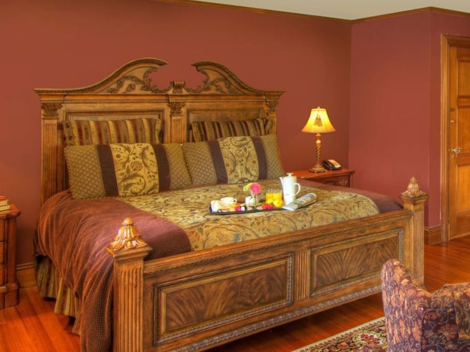 Castle King Room | Castle Hill Resort and Spa Accommodation