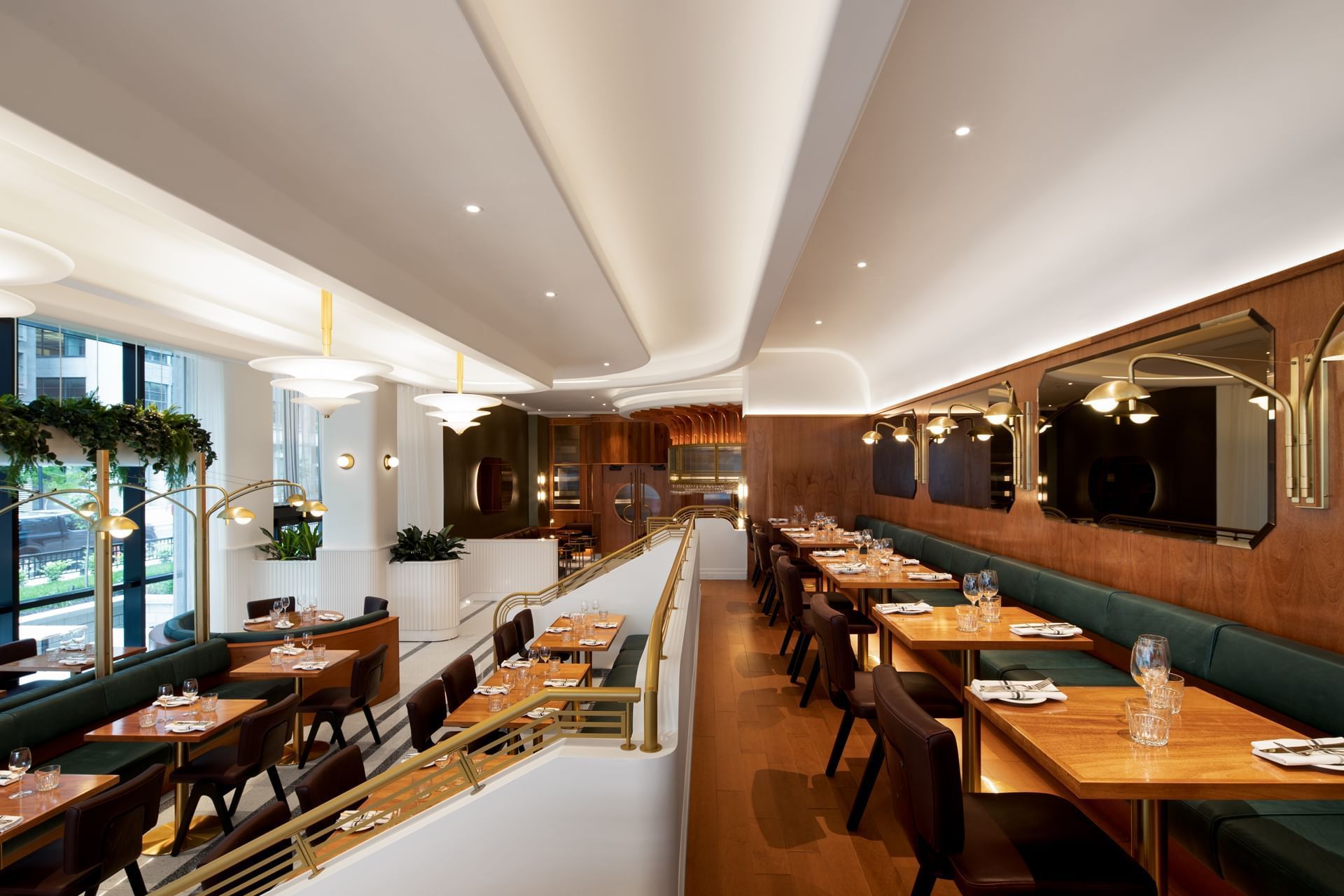 Restaurants au HONEYROSE Hotel | Terrasse Restaurants Montréal