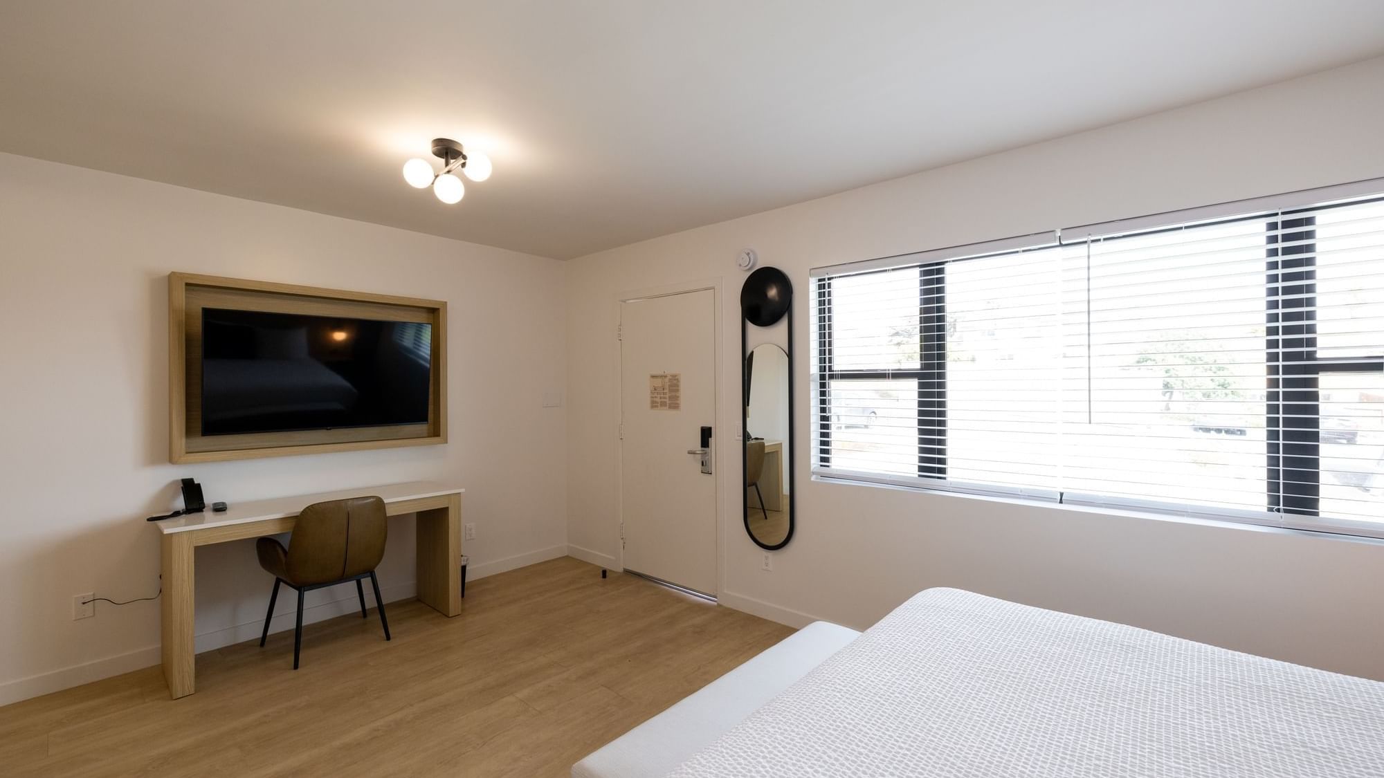 Pismo Beach Lodging - Tides Oceanview Inn and Cottage