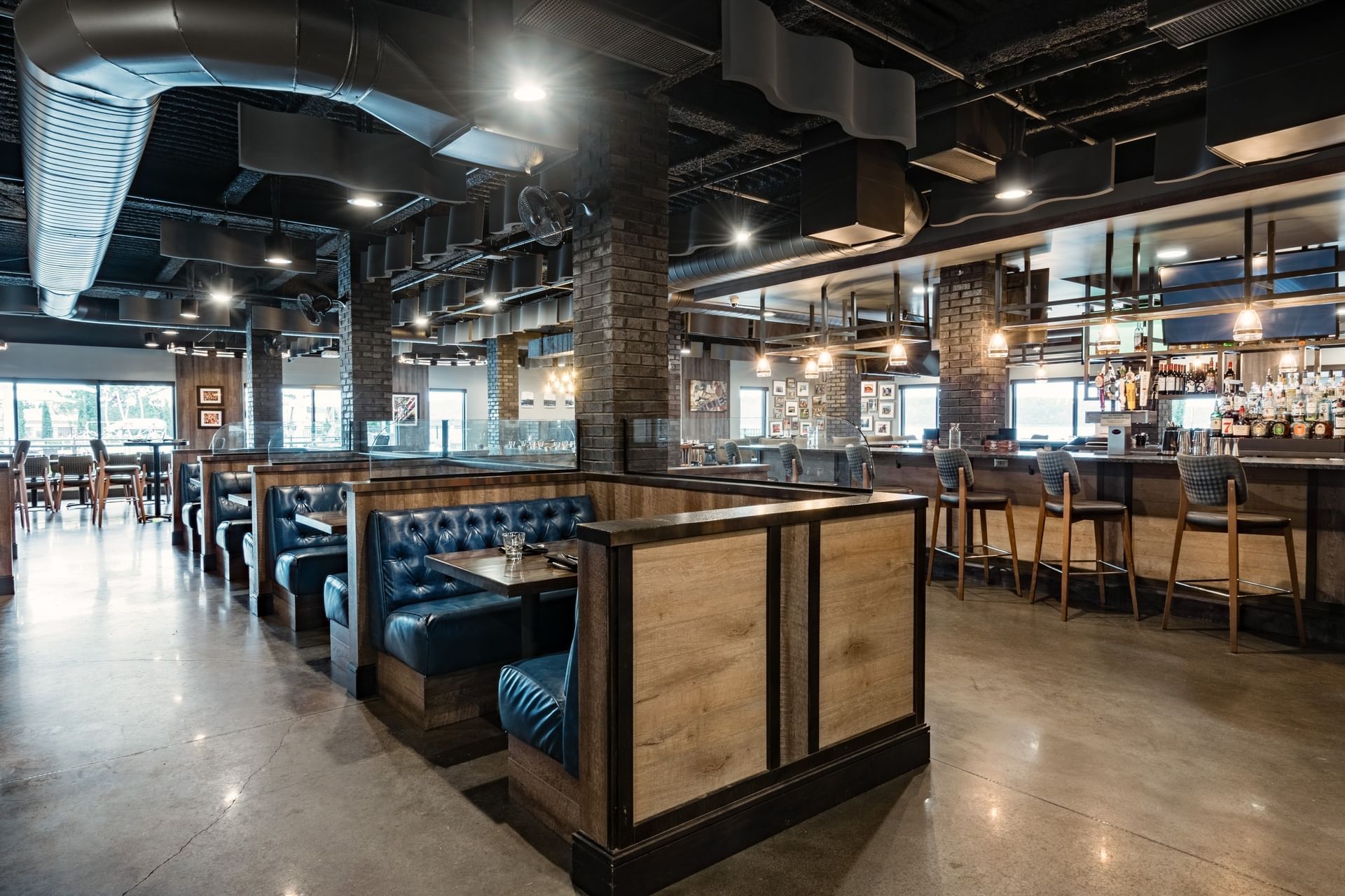 Restaurants at Grand Lake | Shangri-La Resort