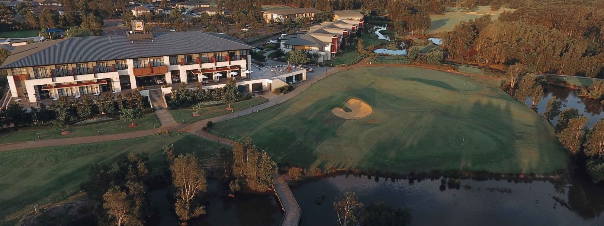 Central Coast Stay & Play Golf Packages | Mercure Kooindah Waters