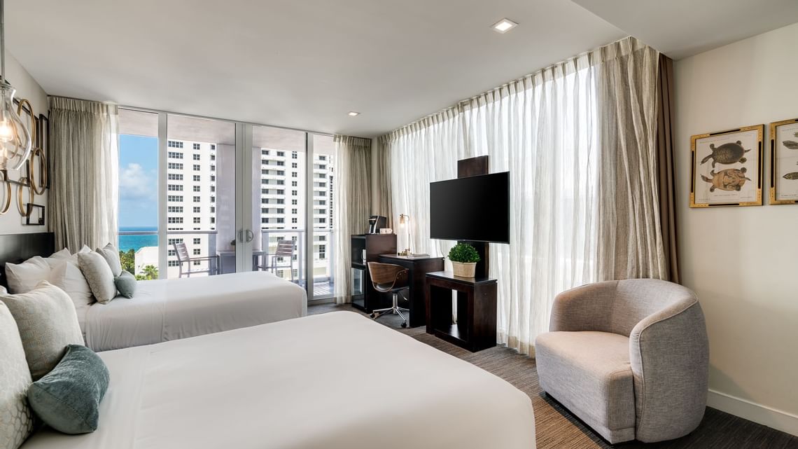 Premier Plus Partial Ocean View Double Queen | Berkeley Shore Hotel ...