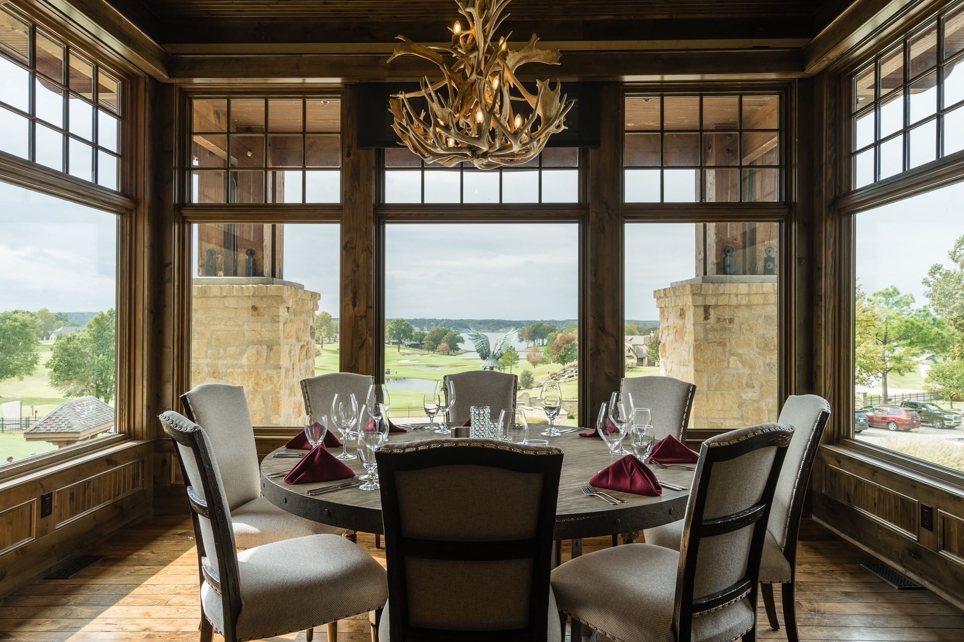 Restaurants at Grand Lake | Shangri-La Resort