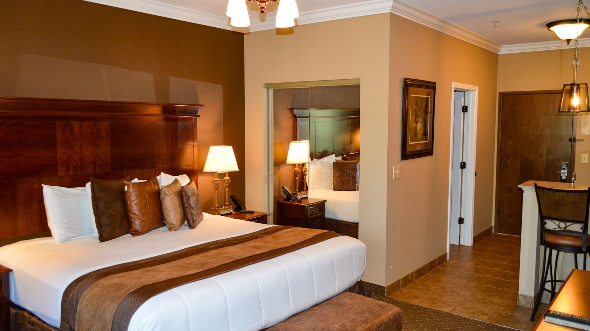 Studio Suite w/ One King Size Bed