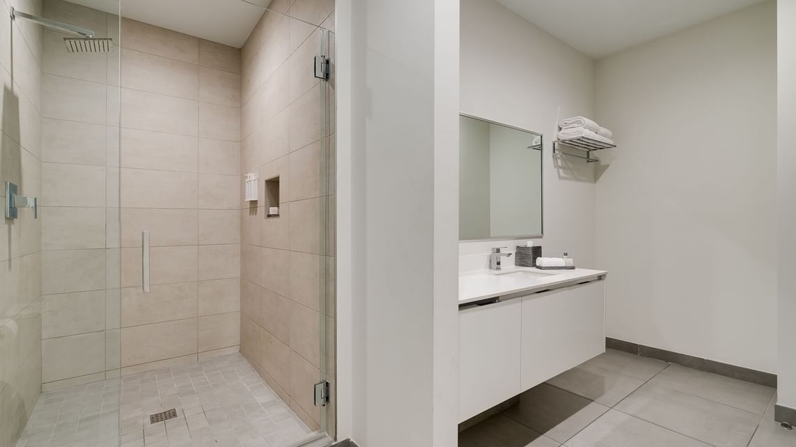 Three Bedroom Suite Water View | Costa Hollywood Beach Resort