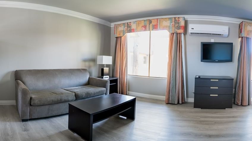 Extended Stay Studio Suite Queen Bed | Alexis Park Resort