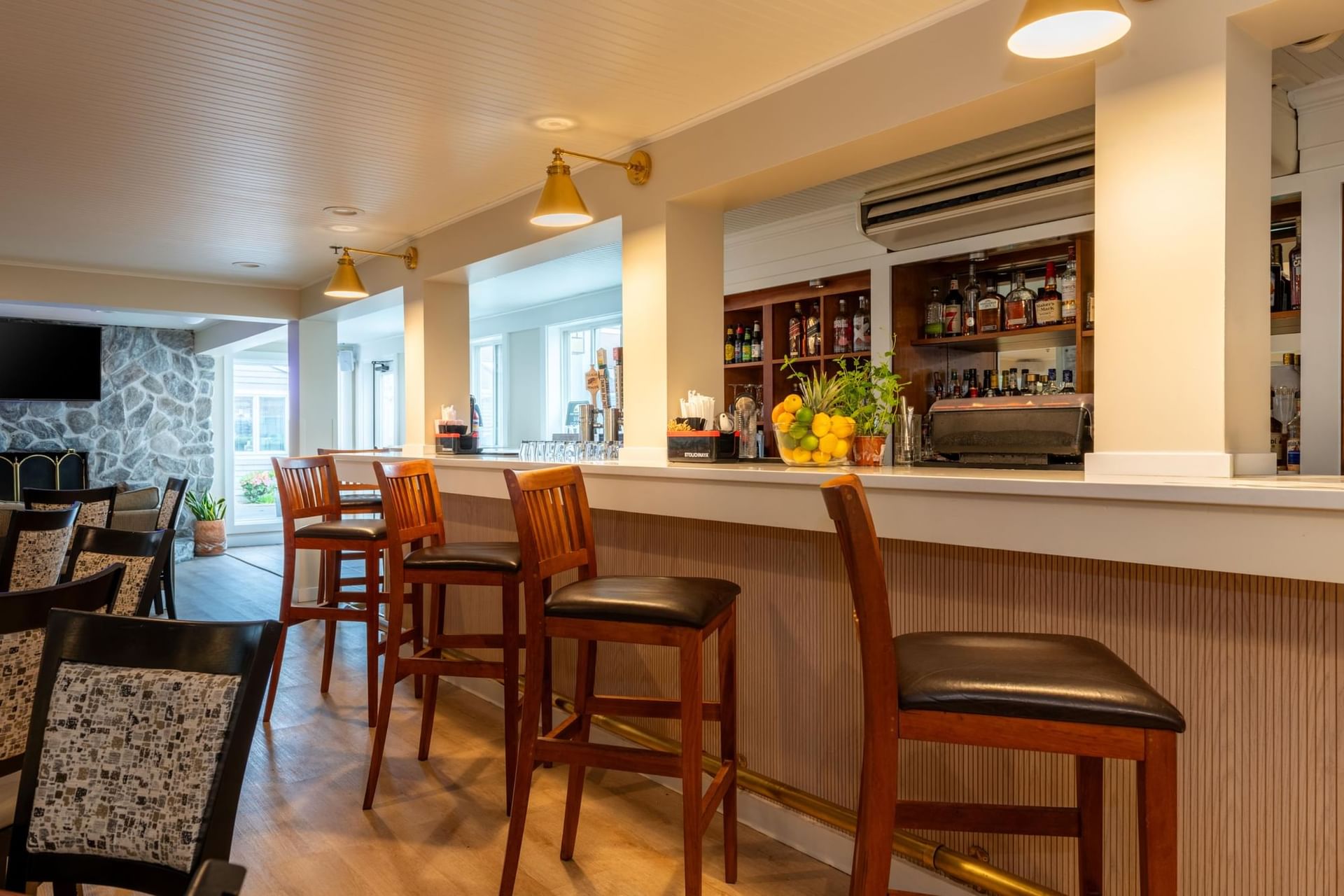 Restaurants in Ogunquit | The Meadowmere Resort