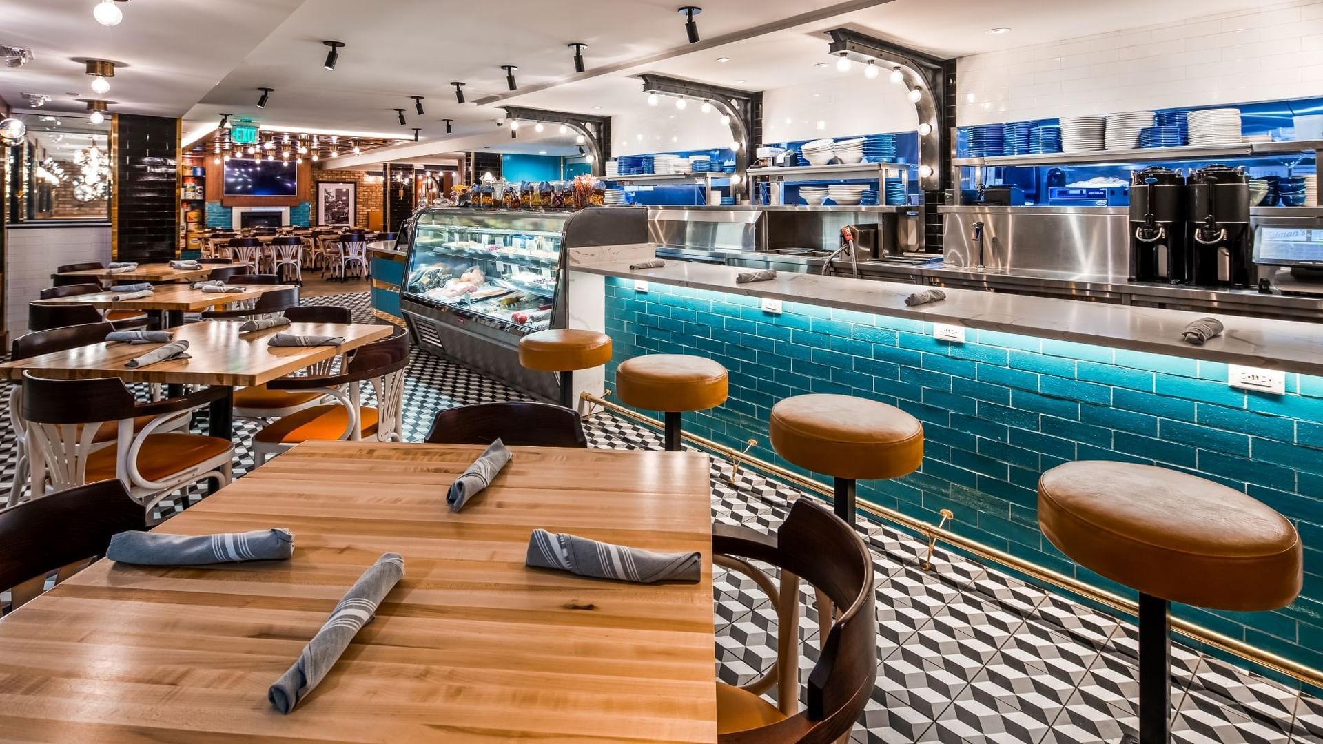 The Kingsley Bloomfield Hills | Restaurant & Bars near Detroit