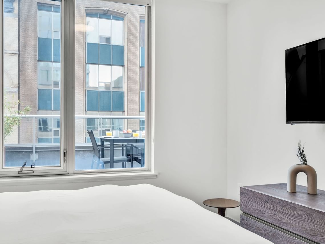 Signature Two-Bedroom with Firepit | reStays Ottawa