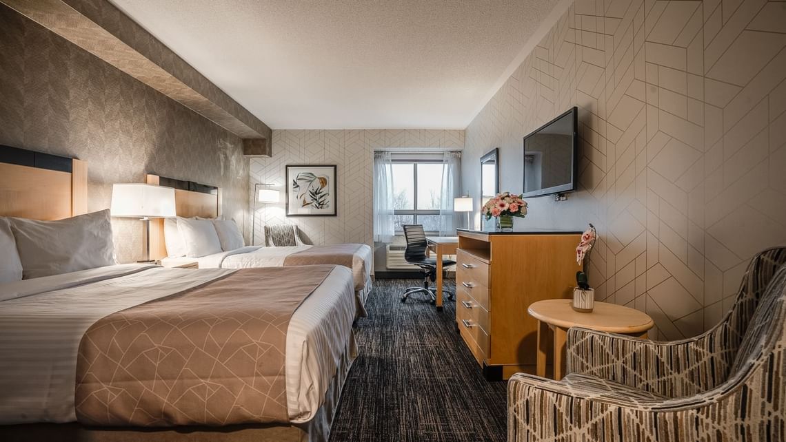 Monte Carlo Inns | Barrie Suites