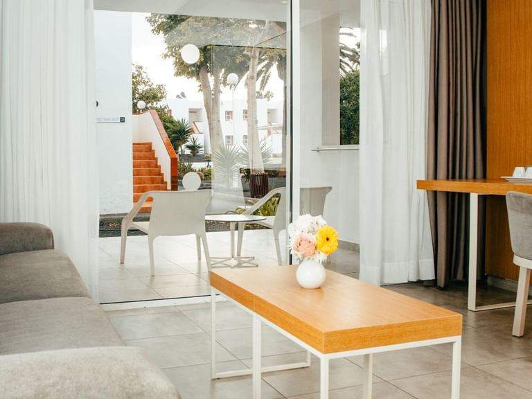 Deluxe Rooms | LABRANDA Bahía de Lobos Accommodation