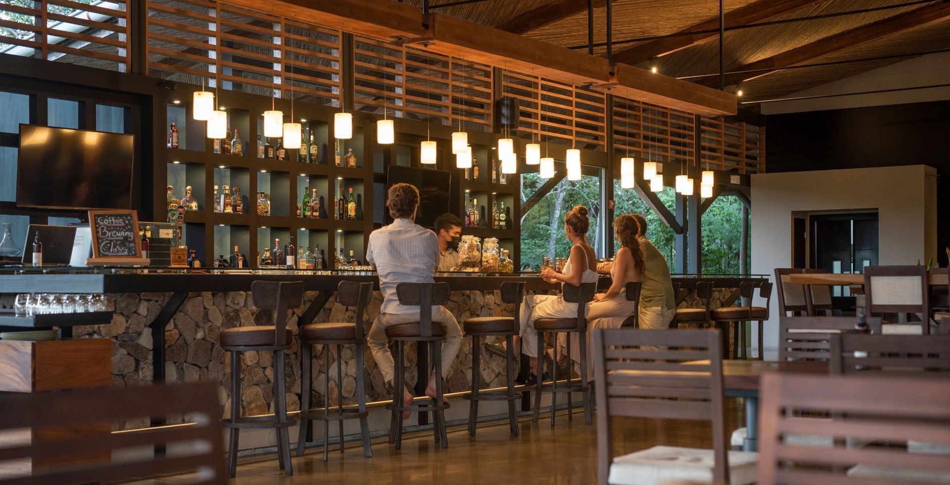 Dining | Perdido Pass Restaurant | Hotel Rio Perdido