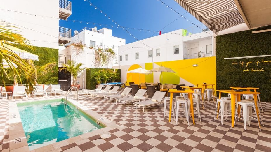 Deluxe Pool View Double | Clinton Hotel South Beach