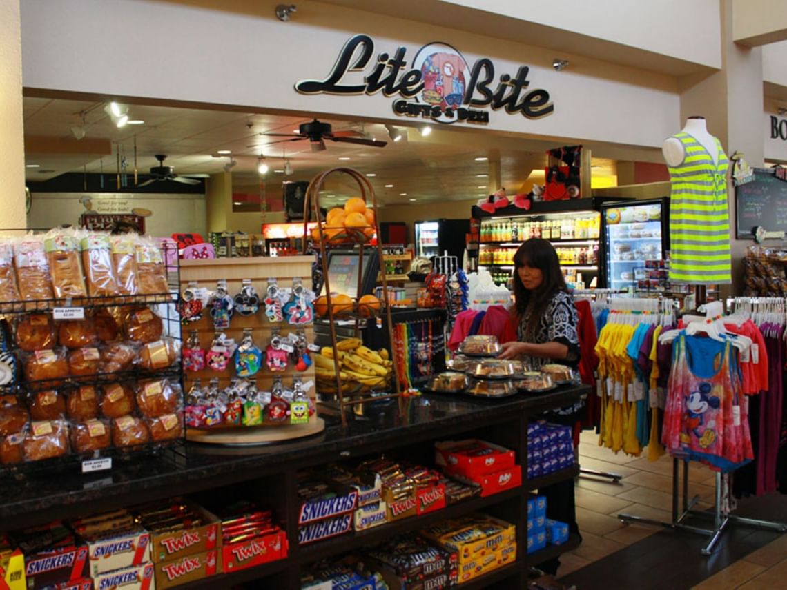 Lite Bite Mini-Market & Deli Orlando | Rosen Inn Lake Buena Vista