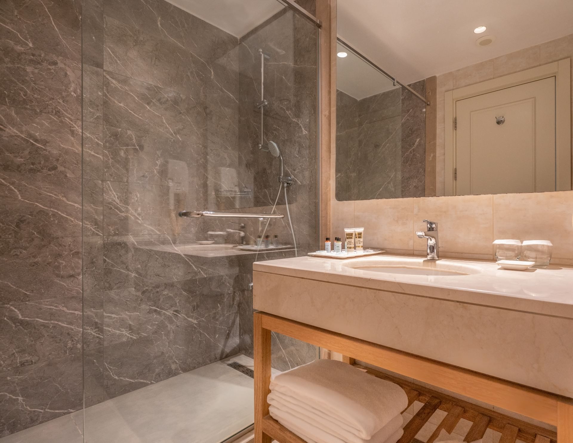 Standard Side Sea View Room | Titanic Deluxe Lara