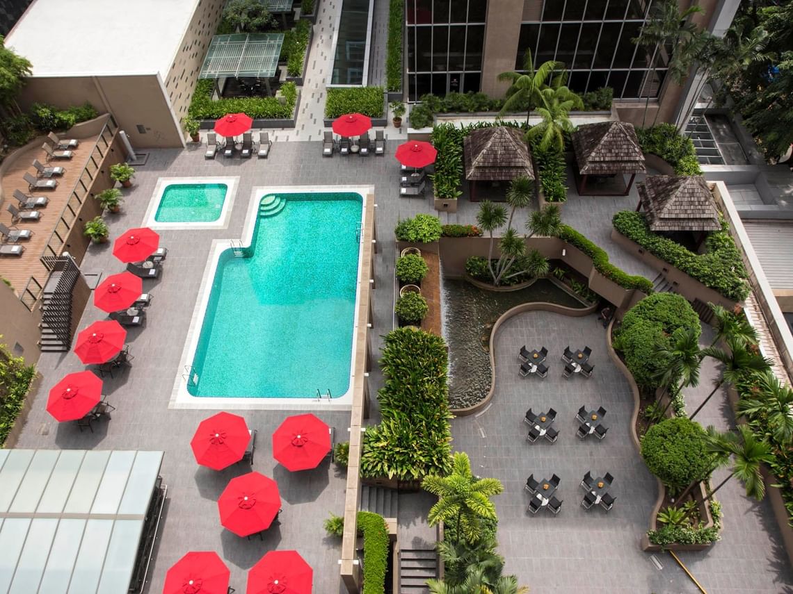 Swimming Pool | Carlton Hotel Singapore