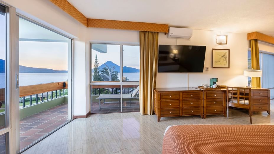 Suite Deluxe Lake View 1 King| Porta del Lago
